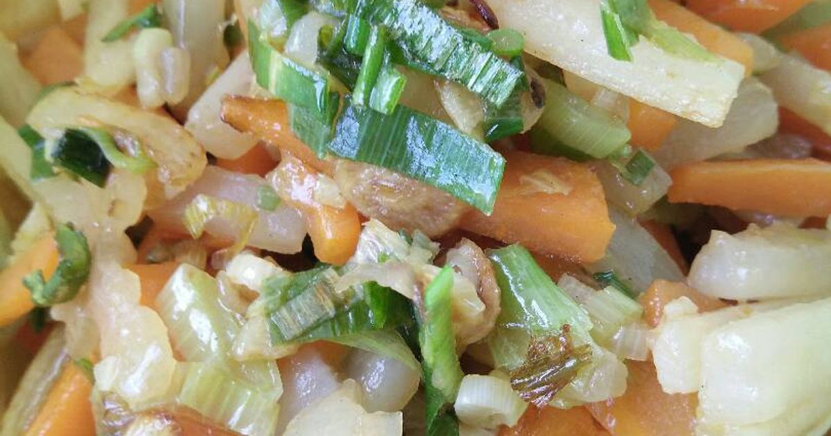 Resep tumis lobak putih daun bawang rumahan enak dan mudah - Cookpad