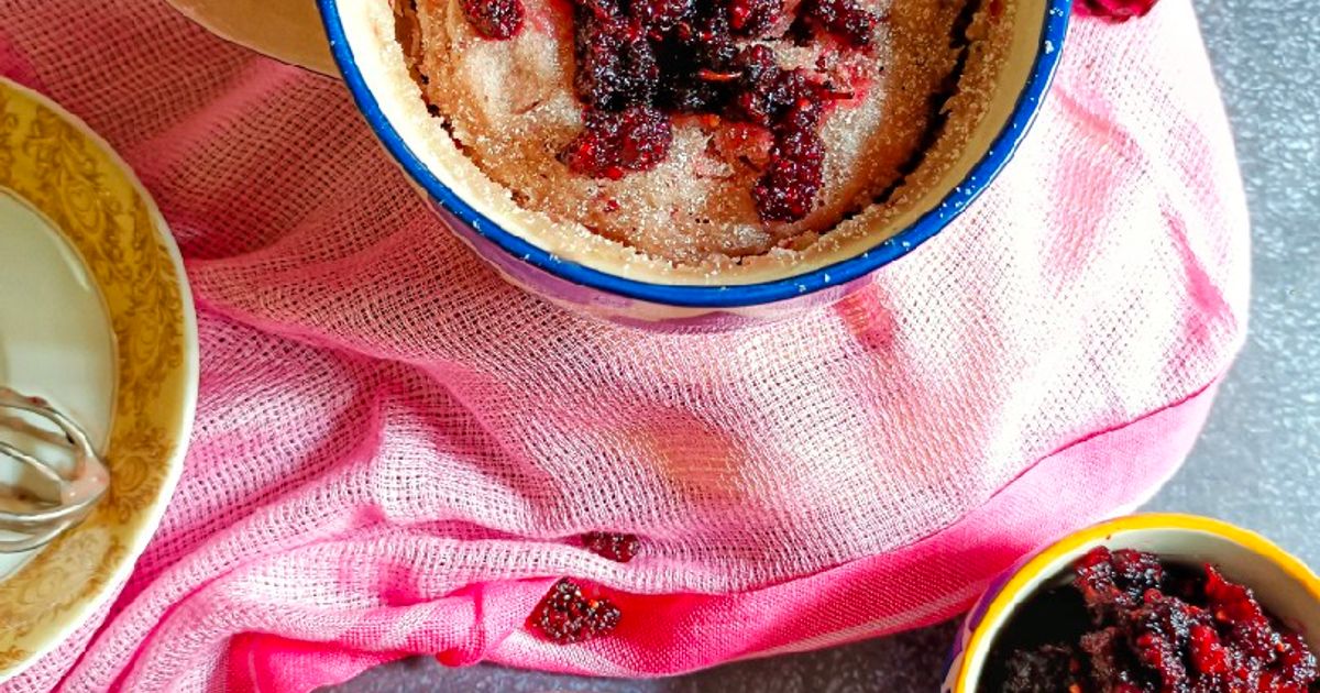 Mulberry Mug Cake Recipe by spicequeen - Cookpad