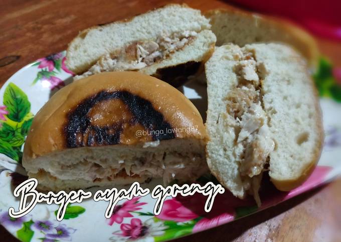 Resipi Burger ayam goreng oleh Azizah Mansor - Cookpad