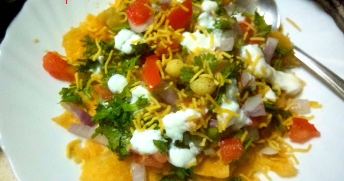 Dahi Ragda Puri Chaat Recipe by Arya Paradkar - Cookpad