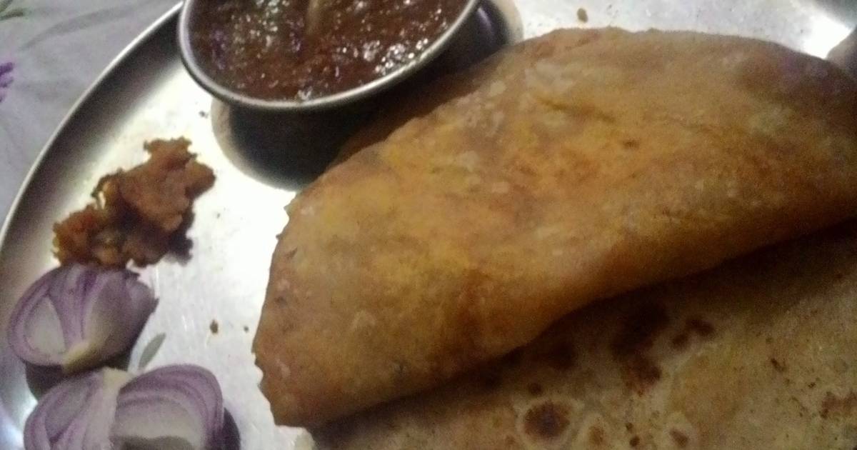 Aloo paratha Recipe by chef sambit swain - Cookpad