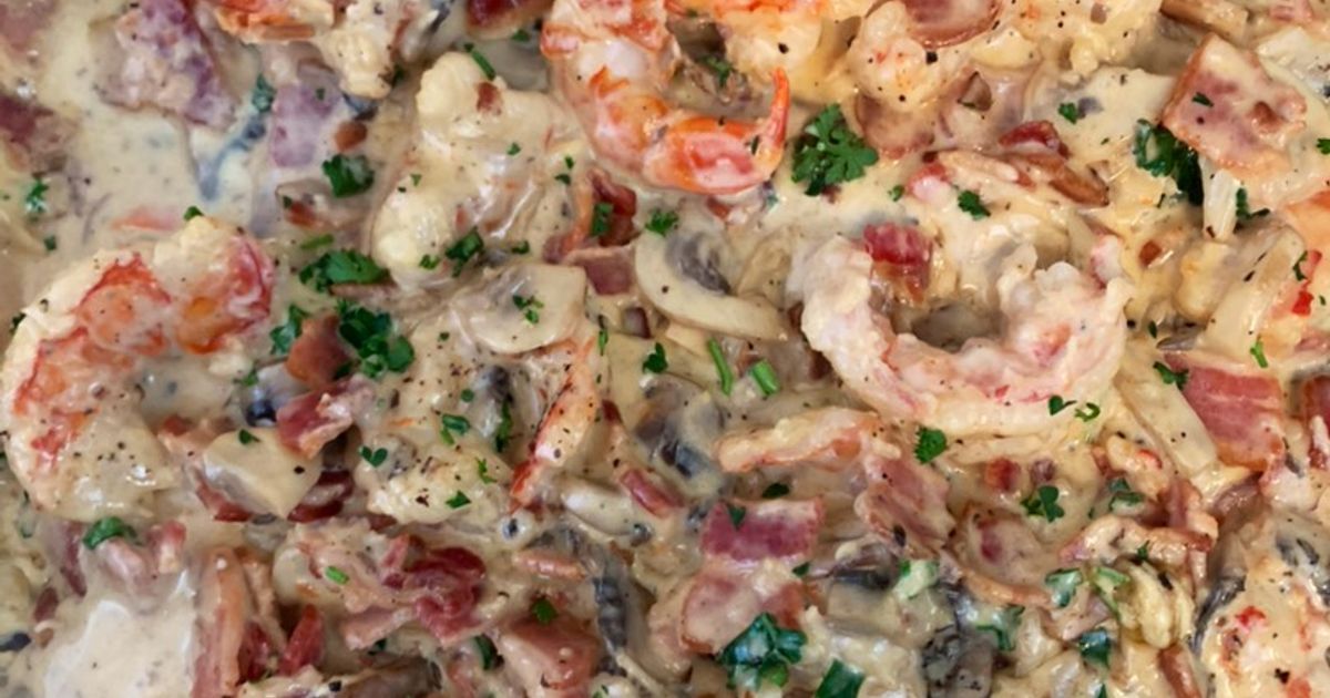 Bacon Prawn Tails In Creamy Garlic Sauce Recipe by Khets - Cookpad