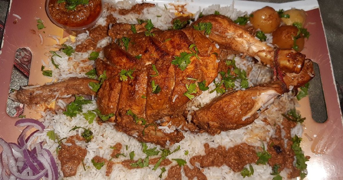 Desi Murgh Musalam With Rice Platter😋😋😋😋 Recipe by Fatima Mustafa - Cookpad