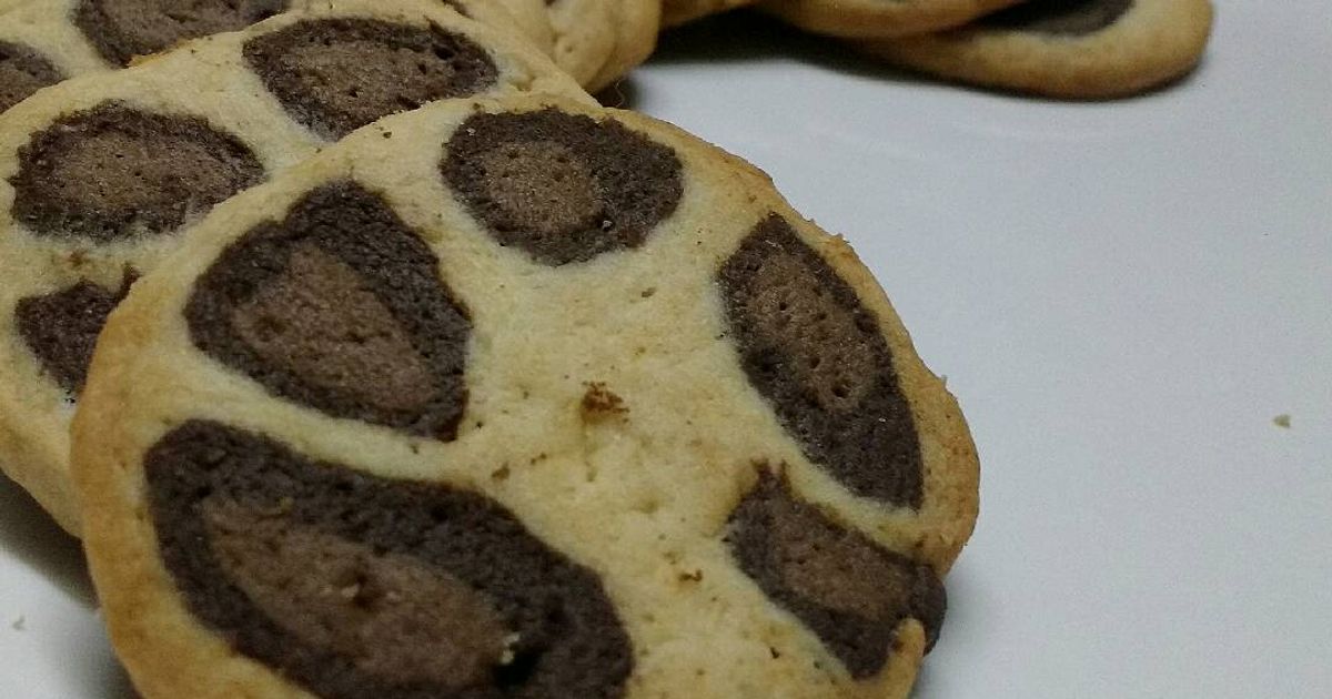 Leopard Print Malai Cookies Recipe by Somya Gupta - Cookpad