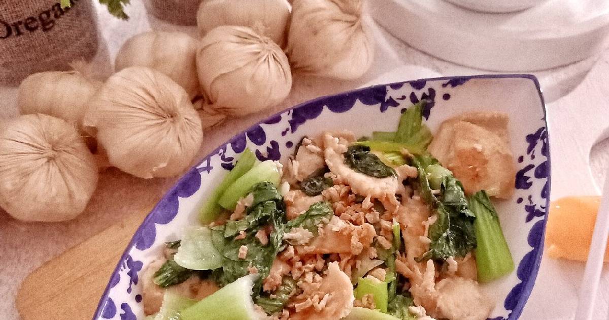 Resep Tumis Pakcoy Ayam oleh Ine Setiawati - Cookpad