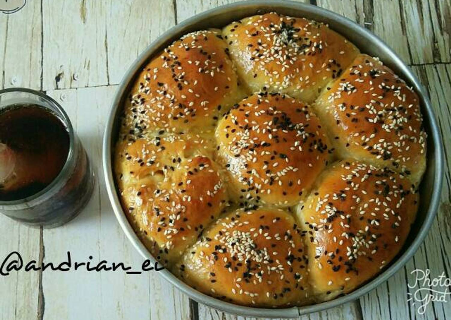 Resep Roti Sobek Isi Coklat Wijen Fluffy Chocolate Bread Oleh Bunda