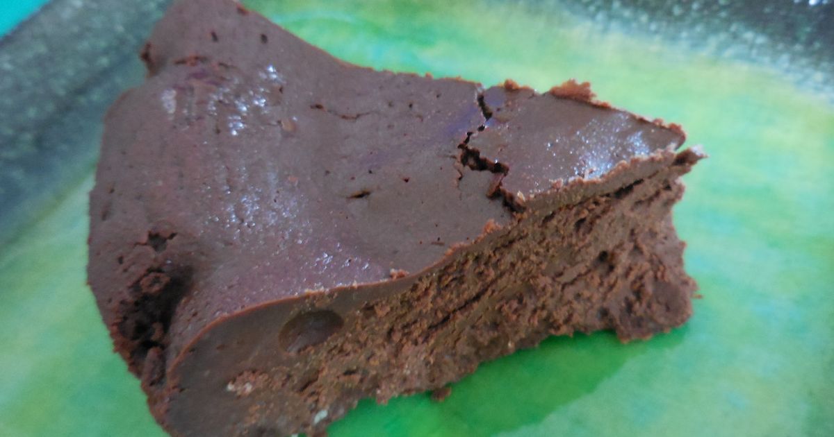 Chocolate Gateau Cake (Without Flour) Recipe by Nana