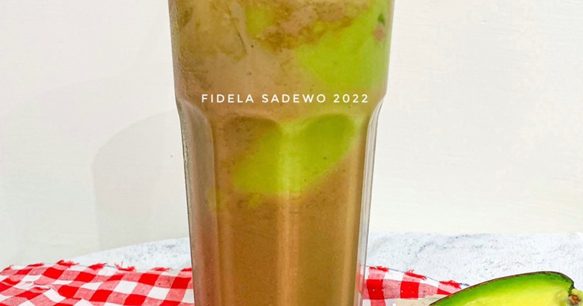 Resep Iced Avocado Coffee Ala Cafe (Es Alpukat Kopi) oleh Fidela Sadewo ...