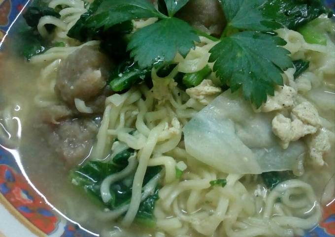 Resep Mie kuah lada hitam oleh siti muryani - Cookpad