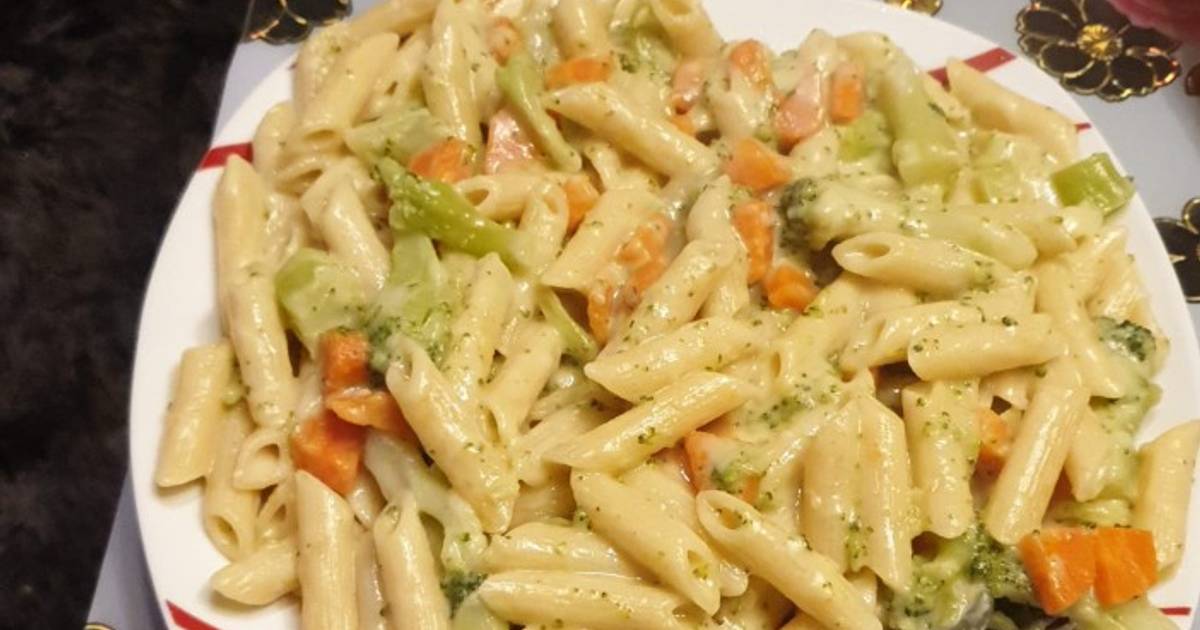طرز تهیه ماکارونی قارچ و سبزیجات ساده و خوشمزه توسط Maman.nor - کوکپد