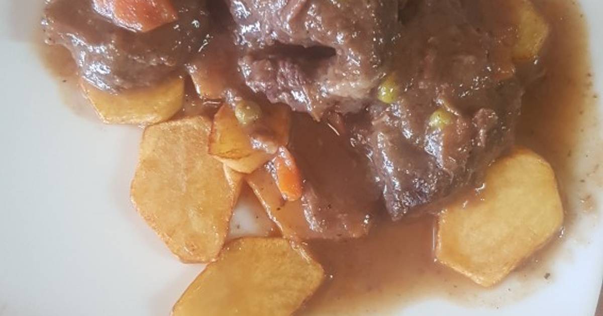 Carrillada de cerdo en salsa Receta de Jaime Guerrero Genicio- Cookpad