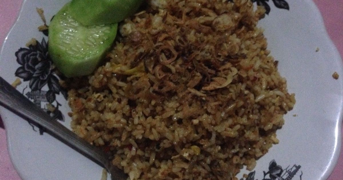 Resep Nasgor Telor Simpel oleh Tiya Nanto - Cookpad