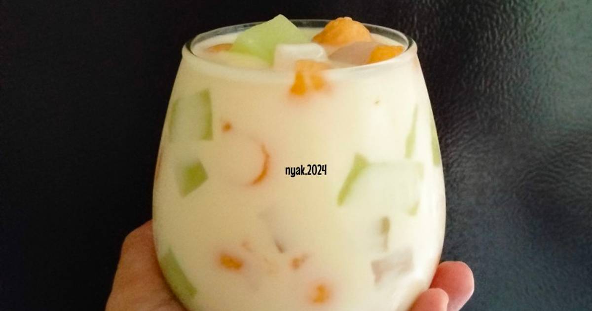 Resep Es Jelly Susu Kekinian yang Segar: Mudah Dibuat & Cocok Dijual!