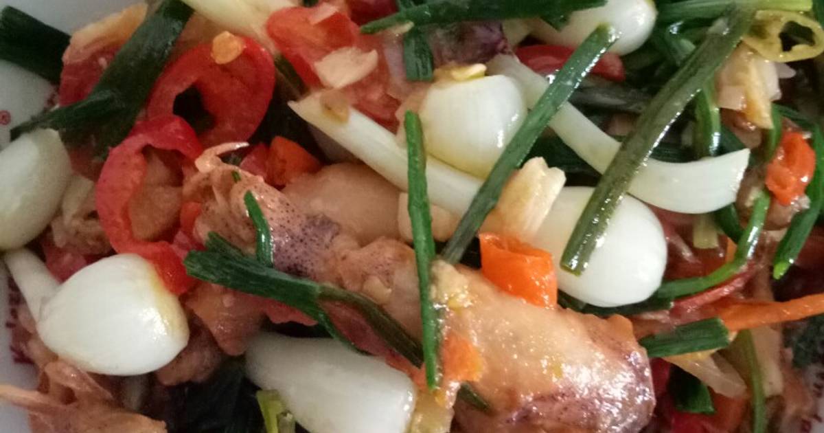 Resep Tumis cumi asin pedas + daun lokio (siung/arjuna) oleh Ayu ...