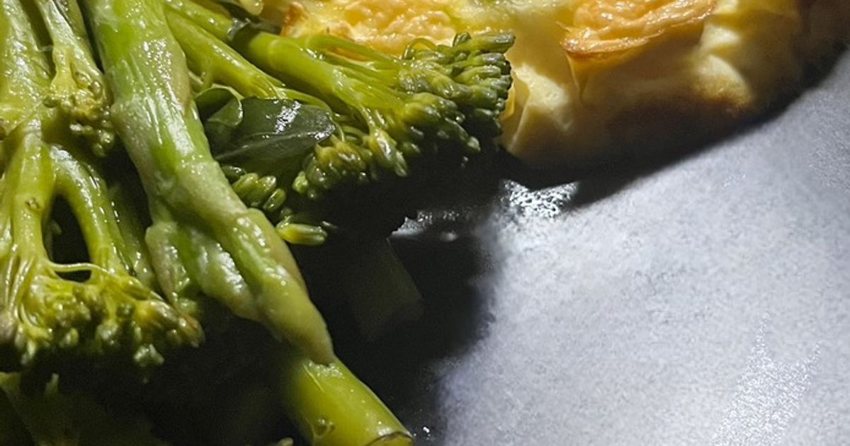 Spring Onion & Cheese Baked Omelette With Buttered Vegetables Recipe by ...
