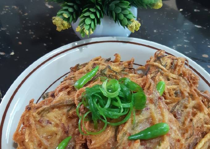 Resep Bakwan Kentang Kornet oleh Isti's Mom Recipe - Cookpad