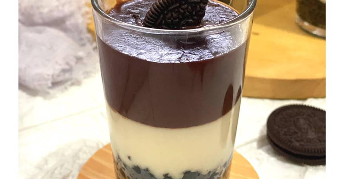 Resep 🍪Oreo Dessert Glass with Evaporated Milk oleh Tini - Cookpad
