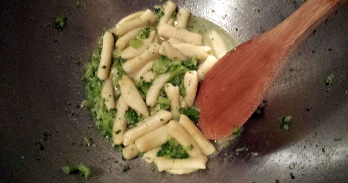 Cavatelli With Broccoli And Garlic Recipe By Sarah Rose La Licata
