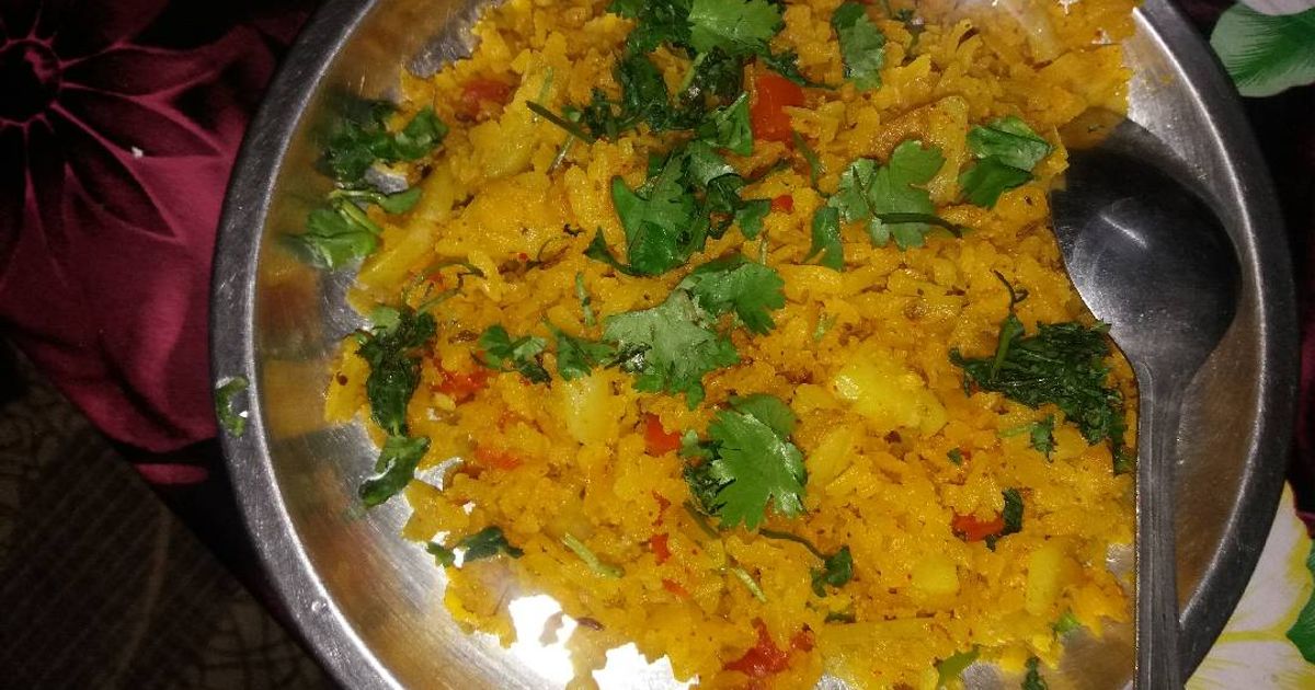 Aalu Poha Recipe by Madhu Purohit - Cookpad