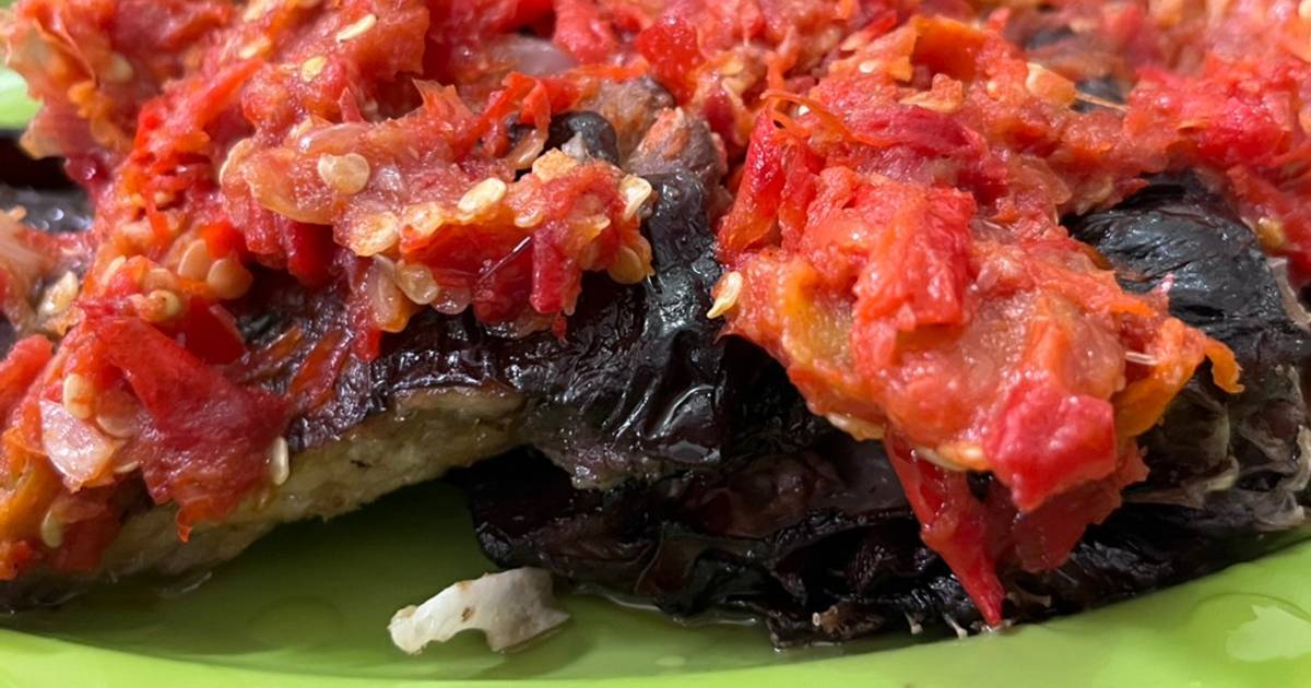 Resep Iwak pe sambel penyet (ikan pe/pari asap) oleh marble43 - Cookpad
