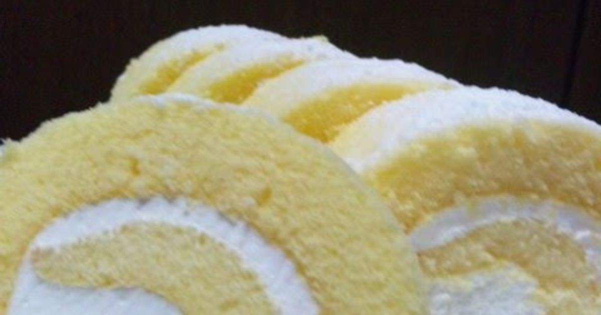 Easy Fluffy Roll Cake In The Microwave Recipe By Cookpad.Japan