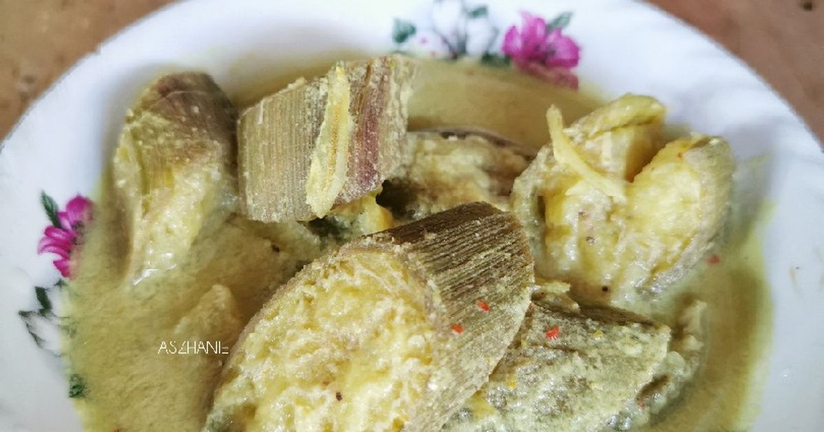 Resipi Pisang Muda Masak Lemak Cili Padi oleh Asz Haniey - Cookpad