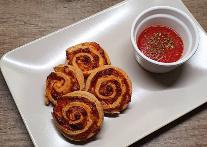 Pizzás csiga | Kőszeginé Virág Icu receptje - Cookpad receptek