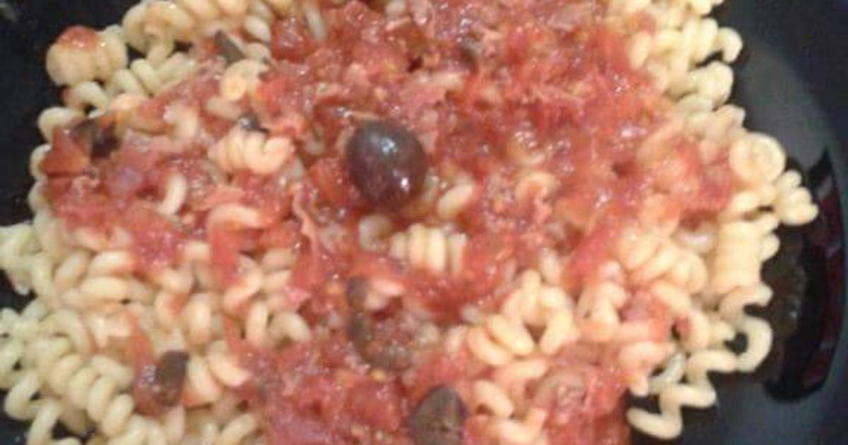 Fideos con jamón crudo y aceitunas negras Receta de nadia79- Cookpad