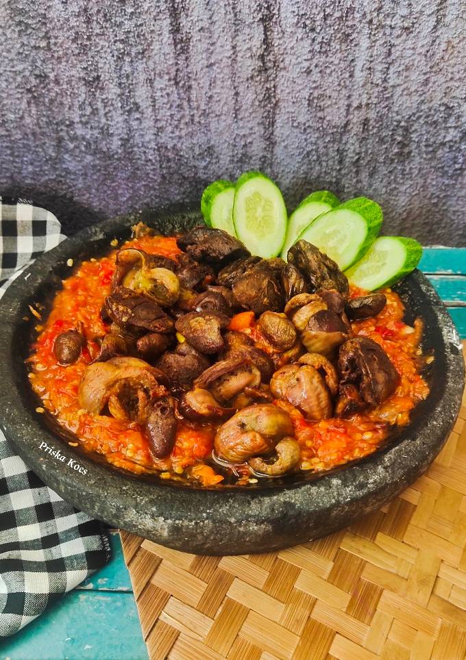 Resep Ati Ampela Sambal Penyet Daun Jeruk oleh Priska Koes - Cookpad
