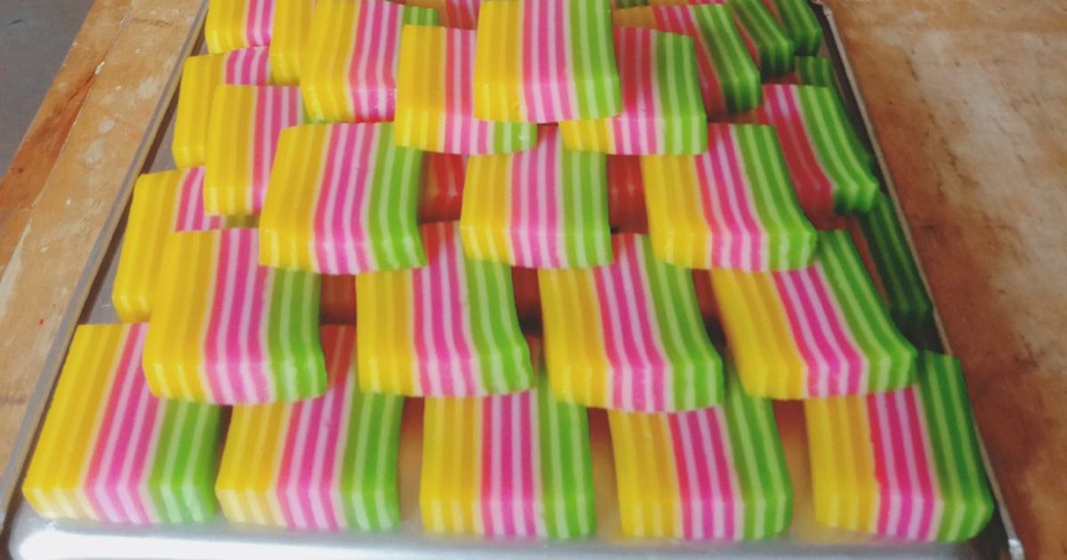 Resep Kue Lapis Tapioka / Pepe, Rainbow oleh Cece Wanti - Cookpad