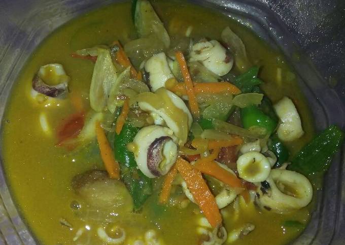 Resep Cumi Kuah Cabe Ijo oleh Eka Yulianti - Cookpad