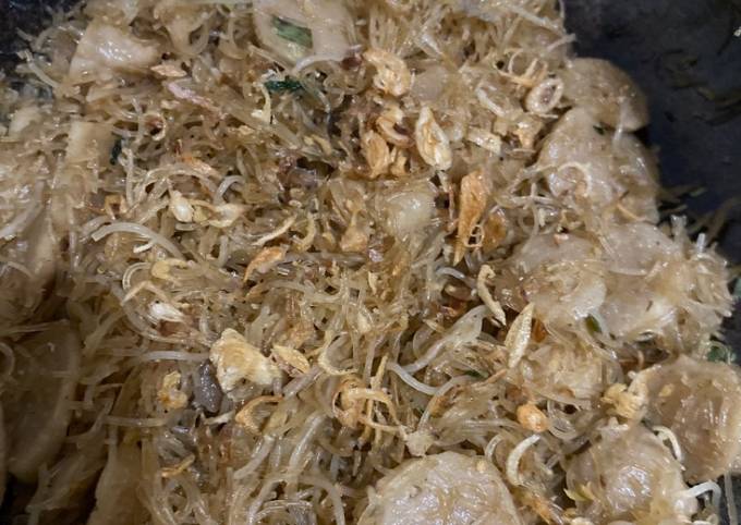 Resep Bihun bakso goreng oleh mrssetiaji - Cookpad