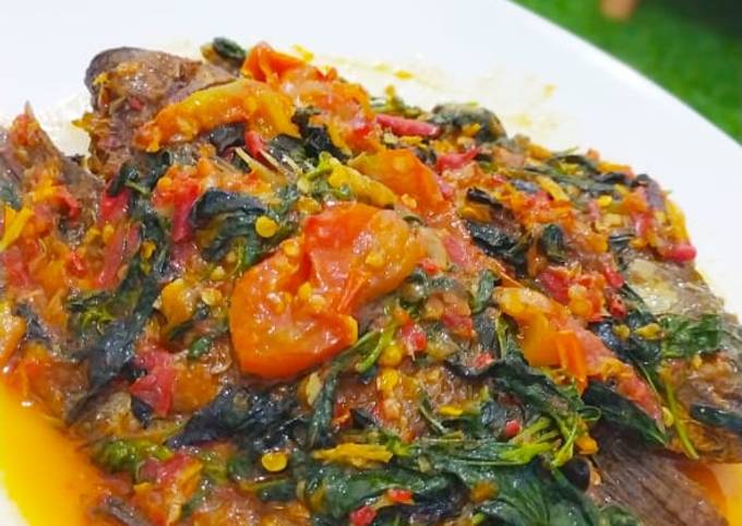 Resep Ikan Mujair Masak Kemangi oleh Kiano - Cookpad