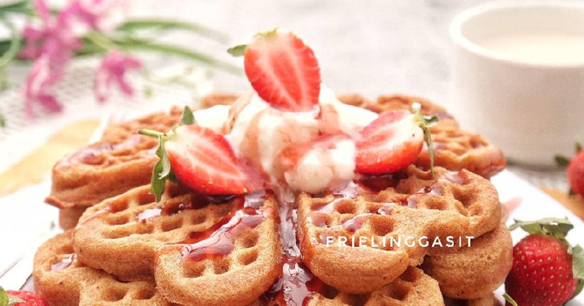 Resep Waffle Buah Naga Dari Putih Telur oleh Frielingga Sit - Cookpad