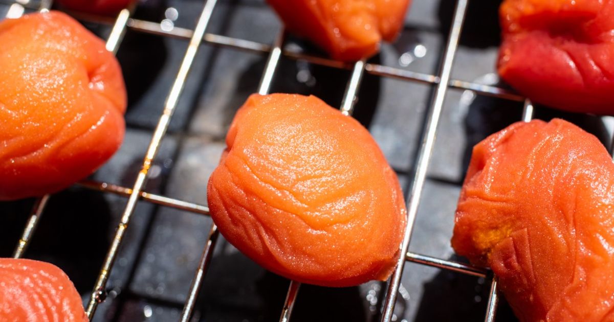 Japanese Salty Pickled Apricots Recipe by Hurry - Cookpad