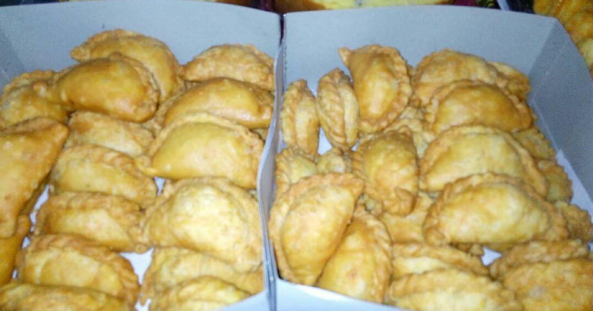 Resep Pastel Pastry Isi Sayuran oleh Puji Andayani - Cookpad