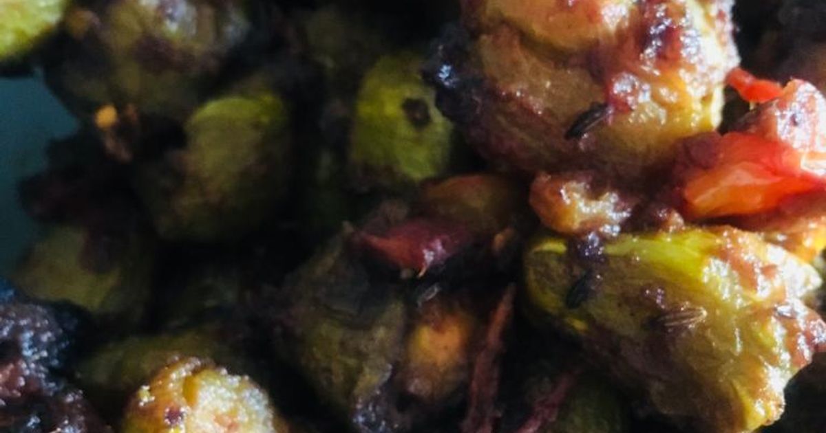 Pointed Gourd And Potatoes Stir Fry Recipe by Soumya Chatterje - Cookpad