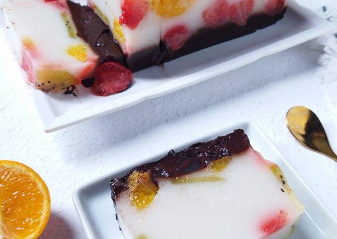 Resep Puding Lapis Buah Santan oleh Neti Yuliasari - Cookpad
