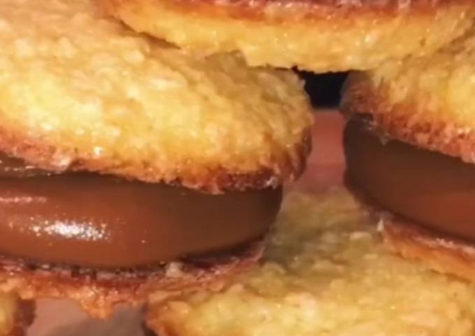 Alfajor de coco fácil Receta de Lucia Mendez- Cookpad