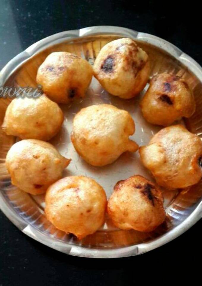 பன்னீர் வெல்லம் சுசியம் (Paneer vellam Suliyam Recipe in tamil) இவருடைய ...