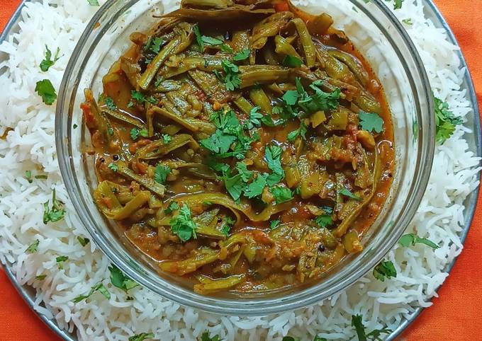 Guvarfali Subji and Rice Recipe by Sangita Vyas - Cookpad