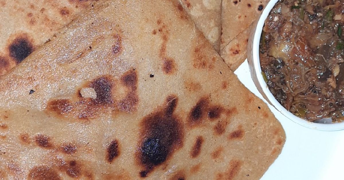 Layered Square Paratha Recipe by Uzma Syed - Cookpad