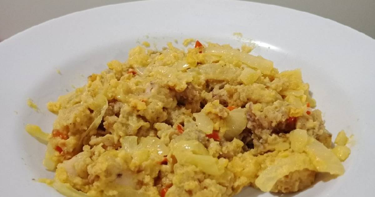 Resep Cumi Goreng Tepung Saus Telur Asin oleh Naufal x Fijria - Cookpad