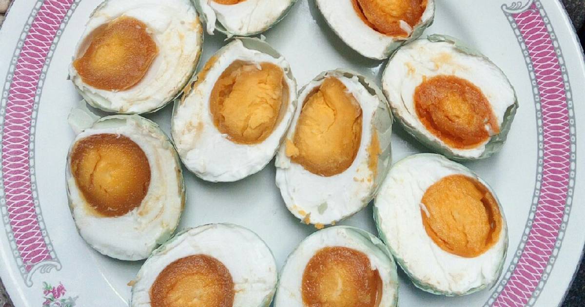 339 resep telur bebek asin enak dan sederhana - Cookpad