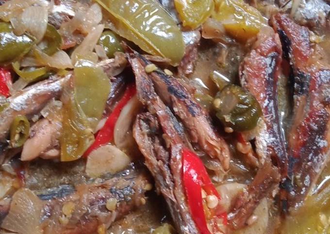 Resep Ikan Pindang Bumbu Bawang Oleh Diajeng Erma Prasetio Cookpad