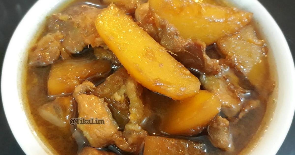 Resep Pork kentang kecap oleh ᴅᴀᴘᴜʀ ᴛɪᴋᴀ ʟɪᴍ - Cookpad