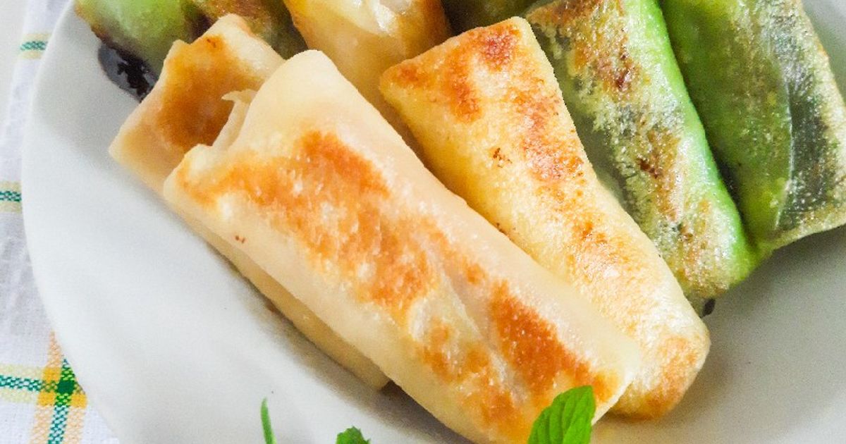 Resep Pan Fried Banana Spring Roll (Lumpia Pisang Lumer) oleh Elyvia ...