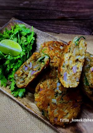 Leftover Bread Rice Cakes Recipe by ayndrila dutta - Cookpad