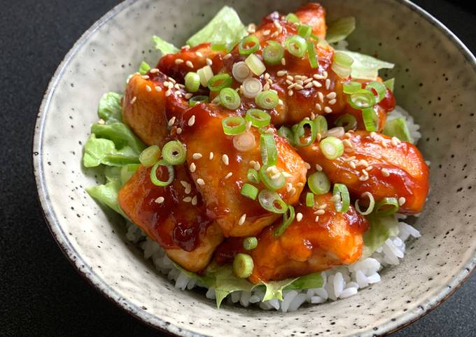 Gochujang Chicken Rice Bowl Recipe by Hiroko Liston - Cookpad