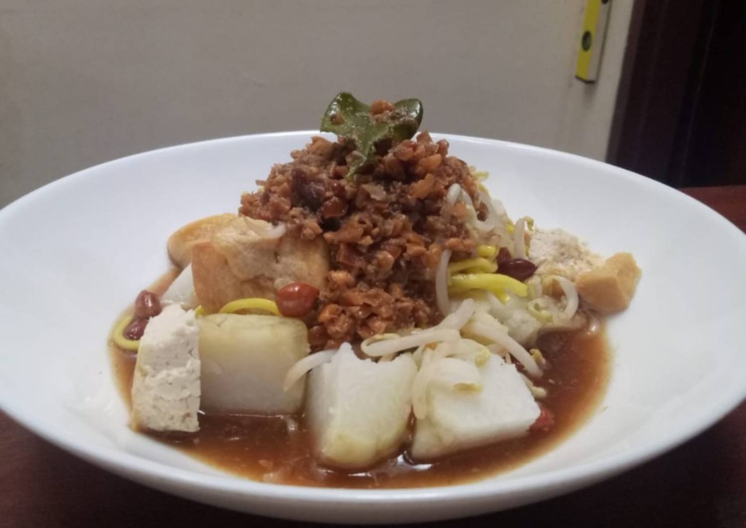 Lengkap Mujair Goreng Sam Kupat Tahu - Alanara - Kepoagain